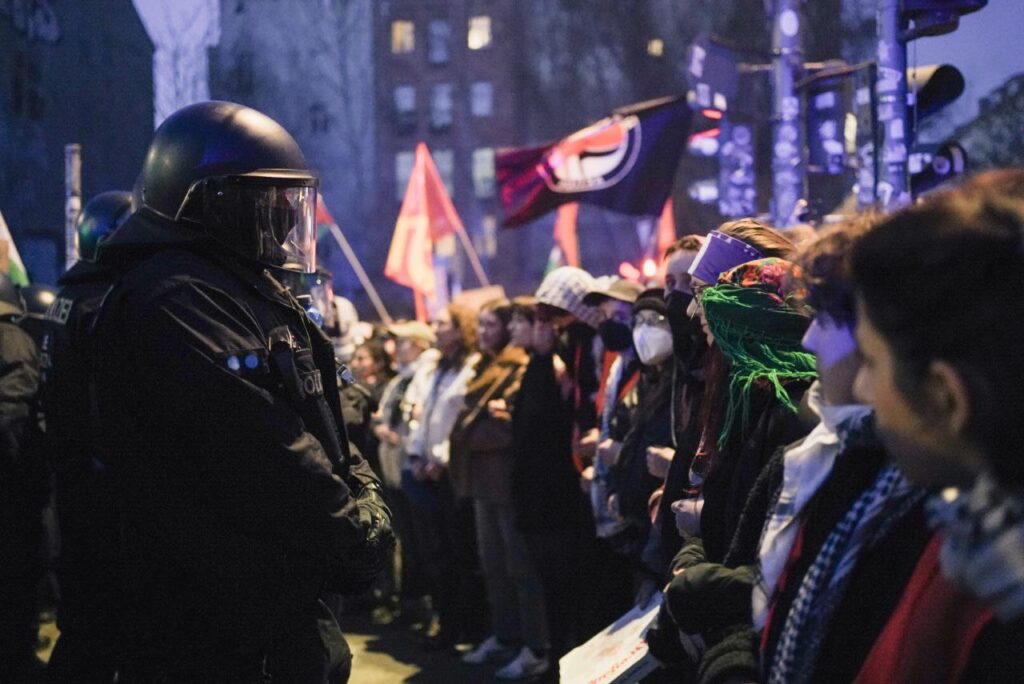 The Berlin police are acting lawlessly and lying about it – The Left Berlin